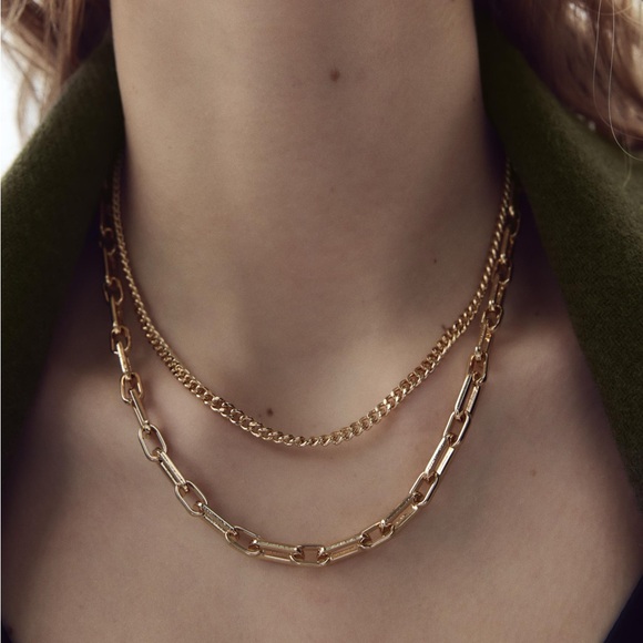 Zara | Jewelry | Nwt Zara Gold Layered Chain Necklace Monday To Friday ...